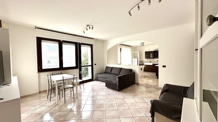 K03 - Castelfidardo, Huge Four-room Apartment - Recanati