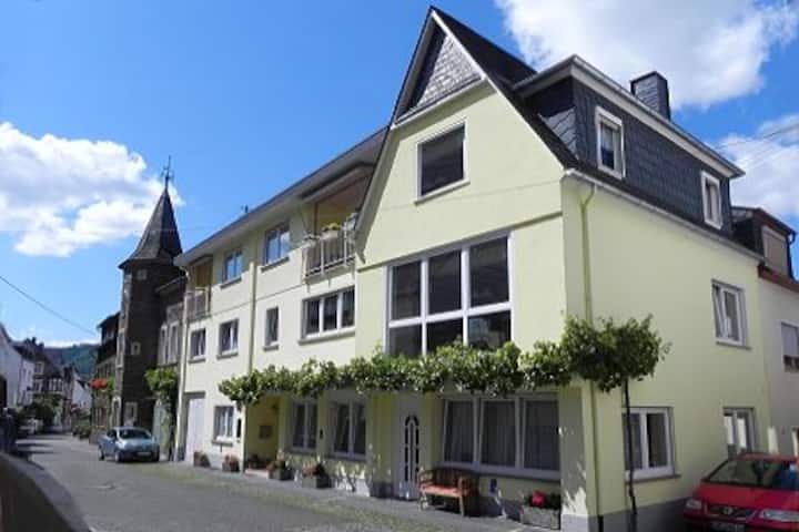 Ferienwohnung 1 Am Petersberg - Beilstein