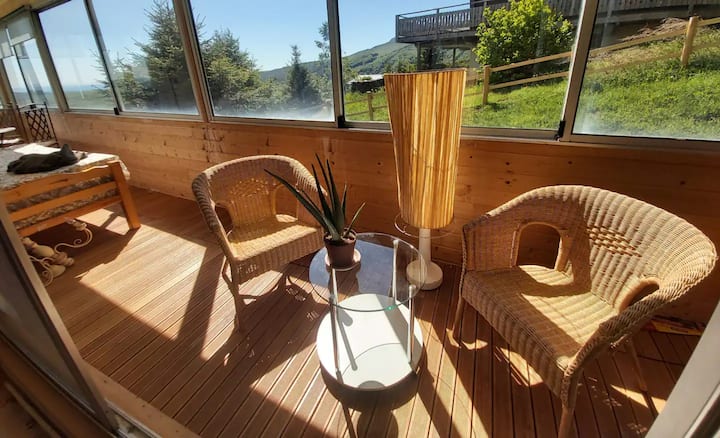 Superbe Appartement Avec Loggia - Super-Besse