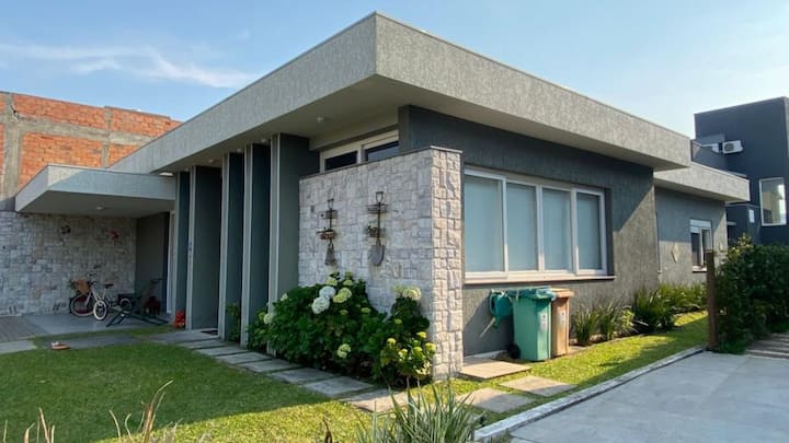 Condo Haut Gamme: Confort 250m Plage - Xangri-Lá