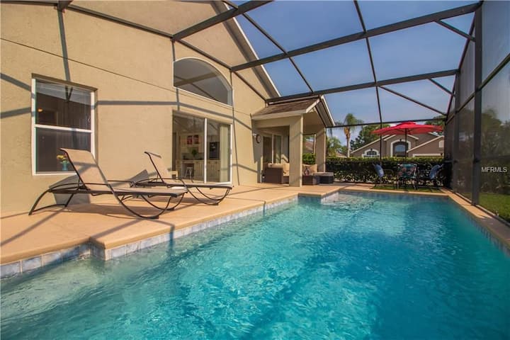 Updated Pool Villa - Southern Dunes - Haines City