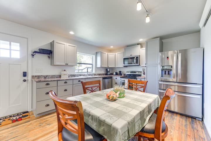 Pet-friendly Home: 29 Mi To Olympic National Park! - Shelton, WA