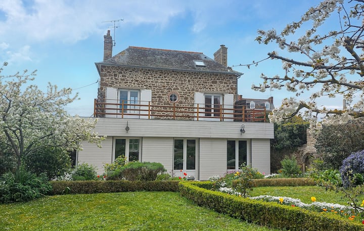 3 Bedroom Nice Home In Saint-malo - Saint-Malo