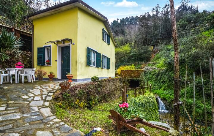 Lovely Home In Sant'ermete With Kitchen - Bergeggi