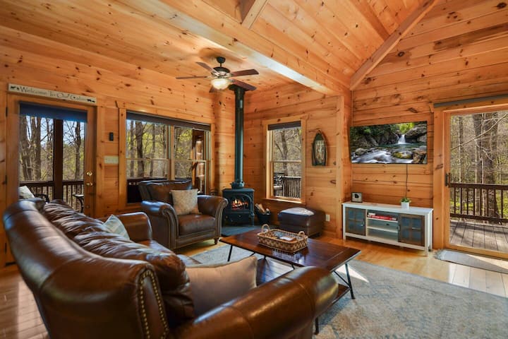 Whispering Creek, Two Kitchens, Hot Tub, Fire Pit - Blue Ridge, GA