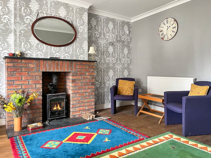 Kent House - Carmarthen