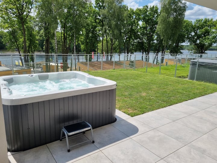 Apartament B102 Z Jacuzzi Na Tarasie - Giżycko