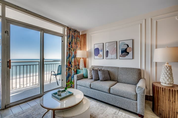 Oceanfront Condo In Myrtle Beach - Sleeps 7 - Myrtle Beach, SC