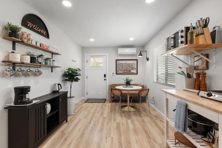Downtown Urban Hideaway - New Listing! - Prescott, AZ