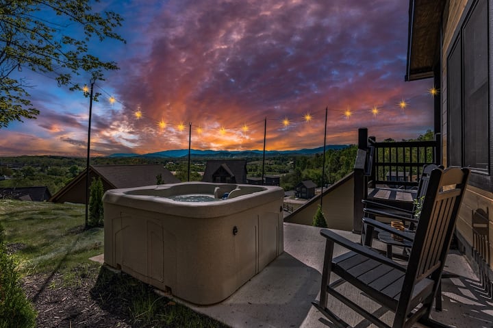 Longrngviews! ~ Neardollywood~ Hot Tub~ Games! - Sevierville, TN