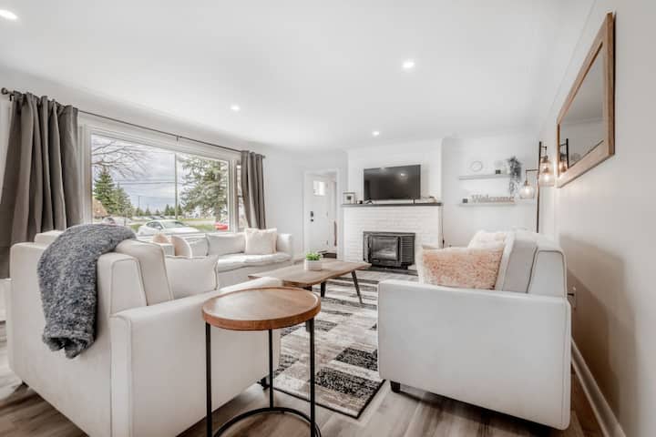 Sleeps 14|ping-pong|bbq|fire Pit|arcadegames - London