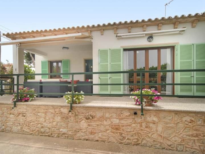 Village House For 6 People In Cala Llombards. - Cala Llombards