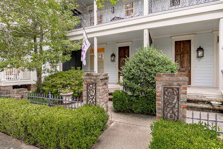 Downtown Baton Rouge Townhouse, Near Lsu - バトン・ルージュ, LA