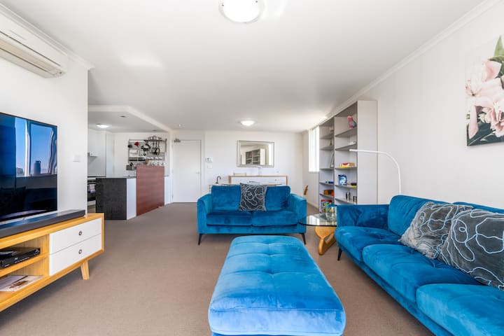 Spacious And Cosy Apt With Great Views In Braddon - Canberra
