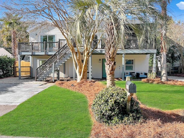 4 Br Home | 3 Min Walk To The Beach | Pet Friendly - Isle of Palms, SC
