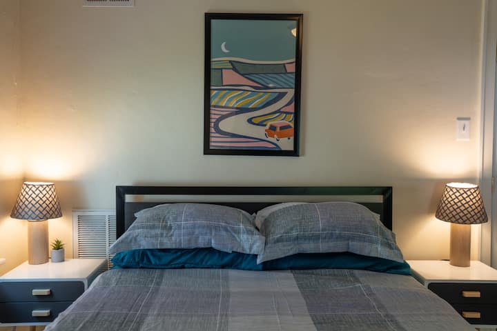 Central & Safe-1br Apartment In Quiet Neighborhood - Roanoke, VA