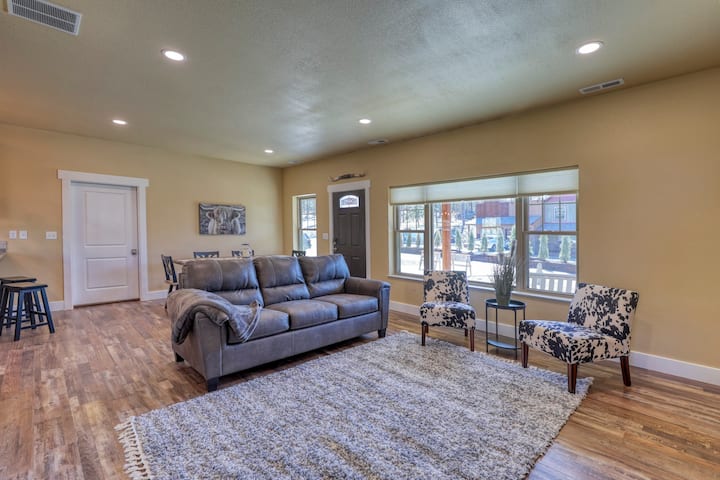 Modern Condo Near Bh Attractions-garage &Parking - Keystone, SD