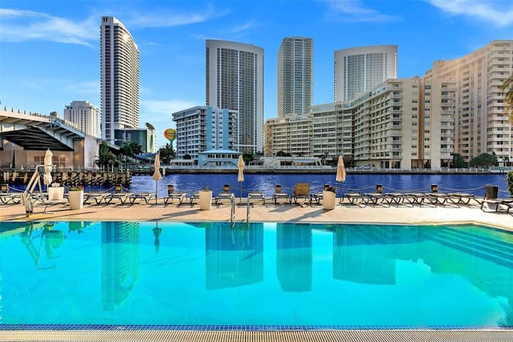 Beachwalk 1br Serenity - Aventura, FL