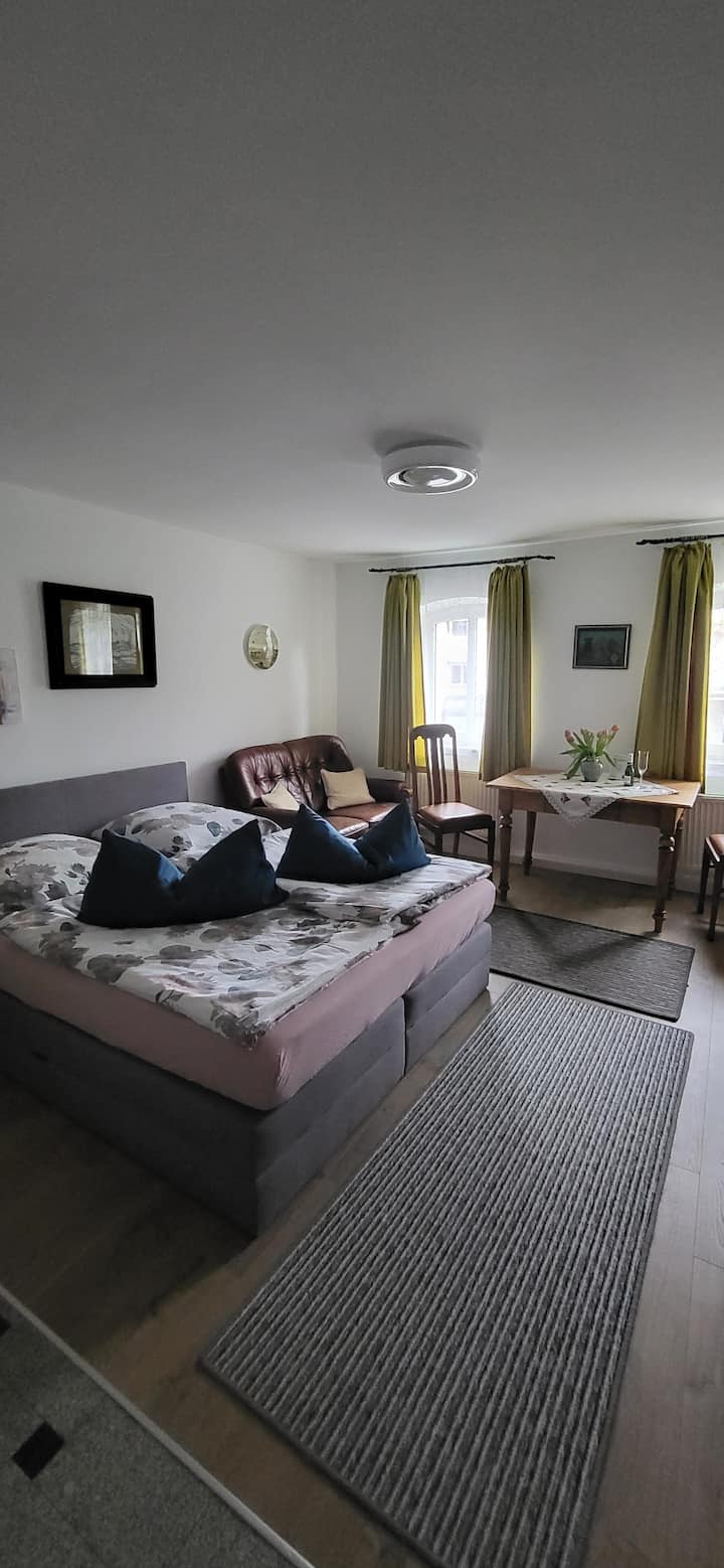 Apartment Mit Badewanne Und Blick Auf Den Bach - Bad Aibling