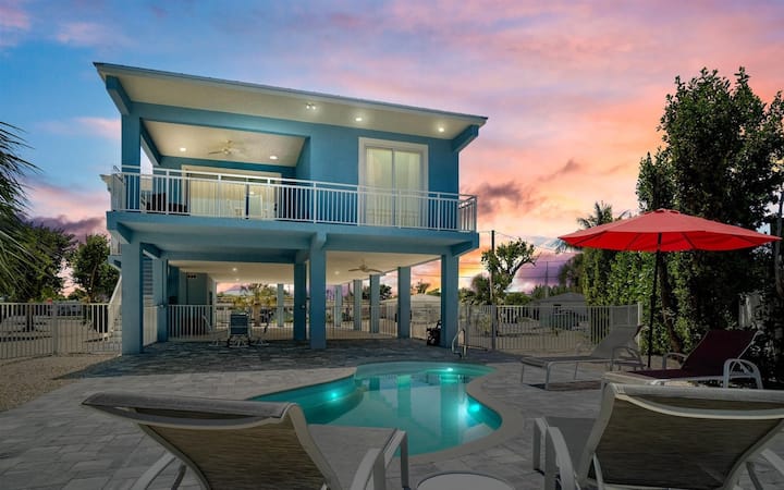 Ocean Oasis~  Pool Home, 35' Dock, Near The Beach! - Marathon, FL