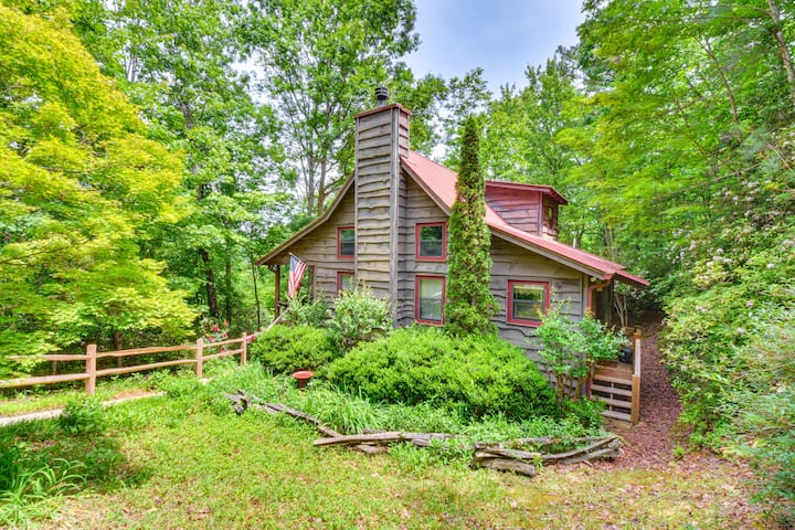 Rustic Cabin W/ Porches: 8 Mi To Tallulah Gorge! - Tallulah Falls Lake, GA