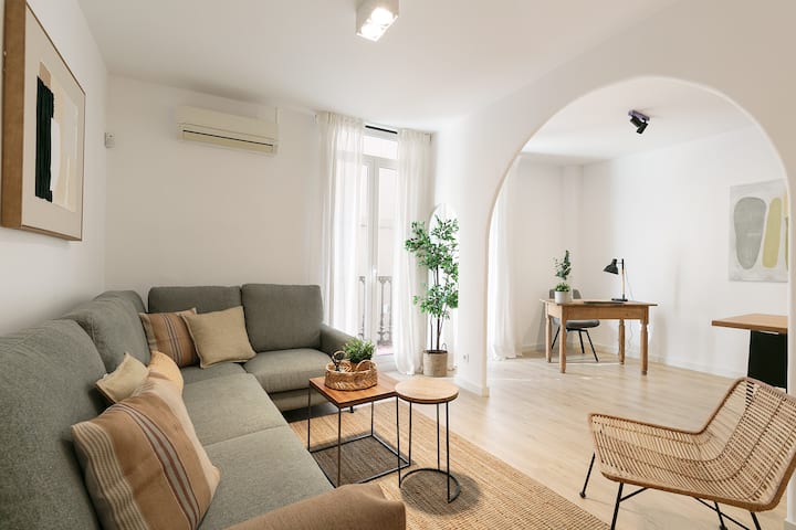 Cathedral Ramblas Apartment - La Barceloneta