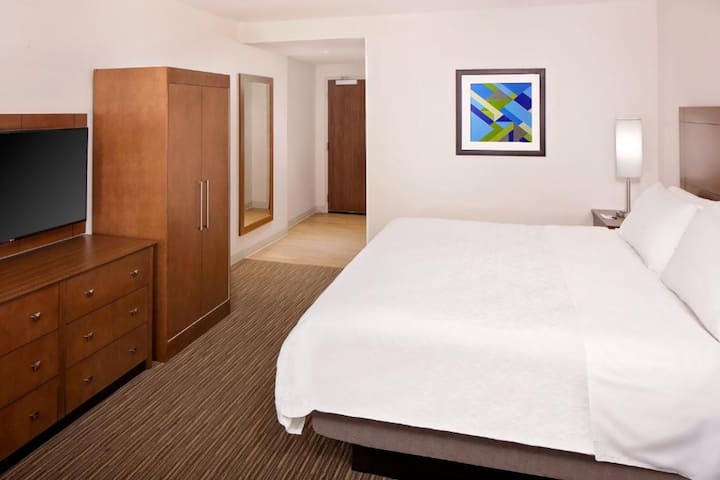 Classic King Room At Austin Downtown - Austin, TX