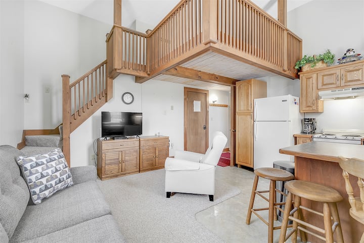 Opera House Loft 03 - Bethel, ME