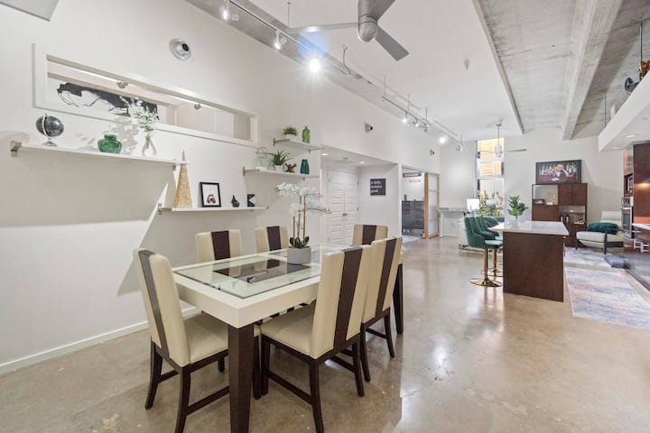 Urban/chic 2br/2ba Retreat Near Rva Convention Ctr - Richmond, VA