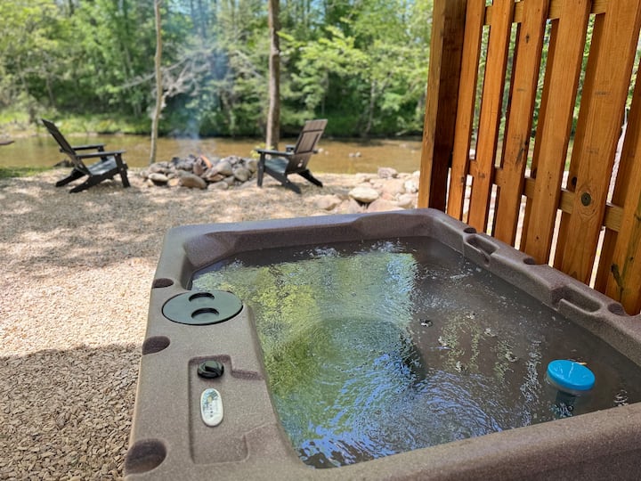 #2 Tiny Home On The River With A Hot Tub - Cosby, TN