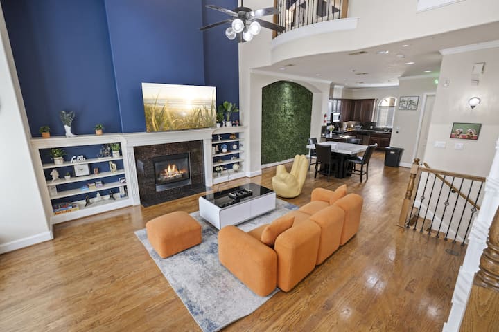 Immersive Getaway | Space, Jungle & More - Houston, TX