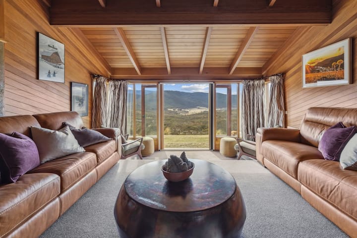 Nowhere Lodge - Perisher Ski Resort