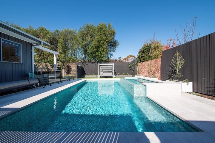 Missy's Escape | Family Oasis With Pool & Spa - Mornington