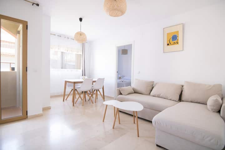 Apartment In Arenal Beach With Air Conditioning - カルペ