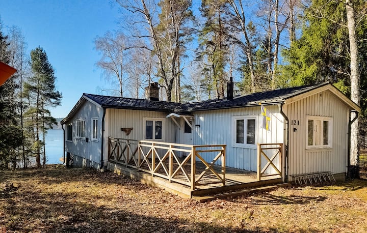 2 Bedroom Lovely Home In Alingsås - Alingsås