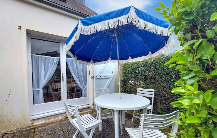 1 Bedroom Nice Home In Saint-philibert - Saint-Philibert