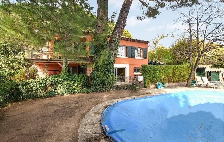 Lovely Home In Pertuis - Pertuis