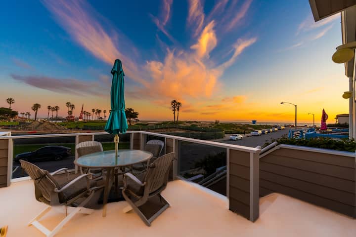 Steps To Sand, Private Hot Tub Sunset Ocean Views - Ventura, CA