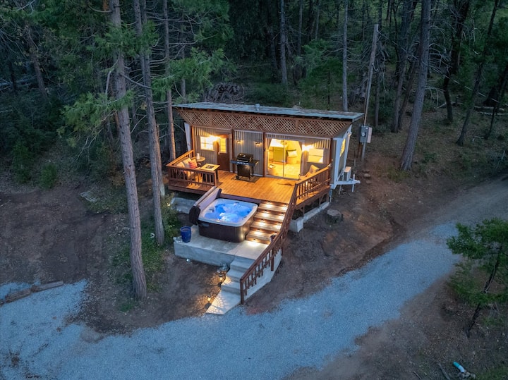 Tiny Home With Large Spa/firepit/privacy! - Bass Lake, CA