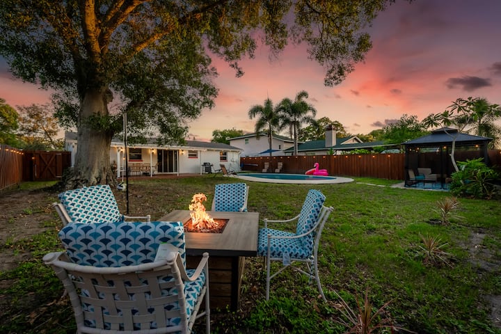 Private Pool • 15 Mins To Beach & Downtown St. Pet - Pinellas Park, FL
