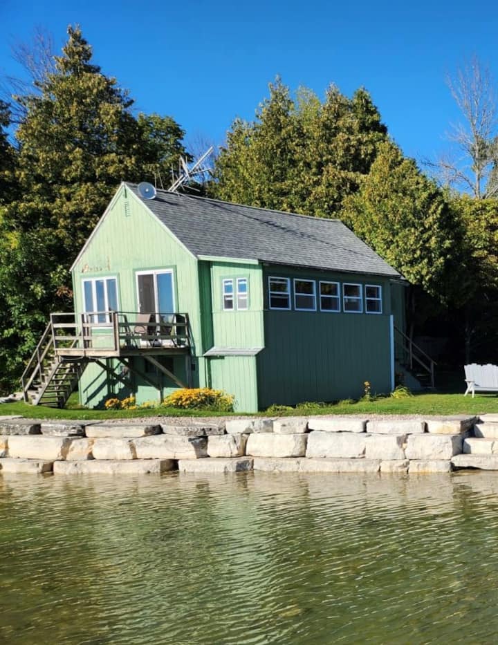 On The Water-dog Friendly, Playground + Fire Pit - Egg Harbor, WI