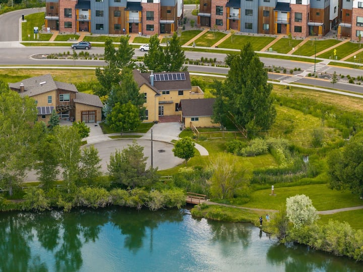Bozeman Mountain Luxury: Retreat Near Nature - Bozeman