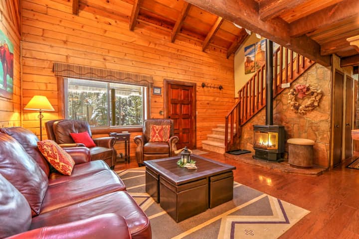 Fireplace | Large Deck | Wifi | Webb Cabin - Angel Fire, NM
