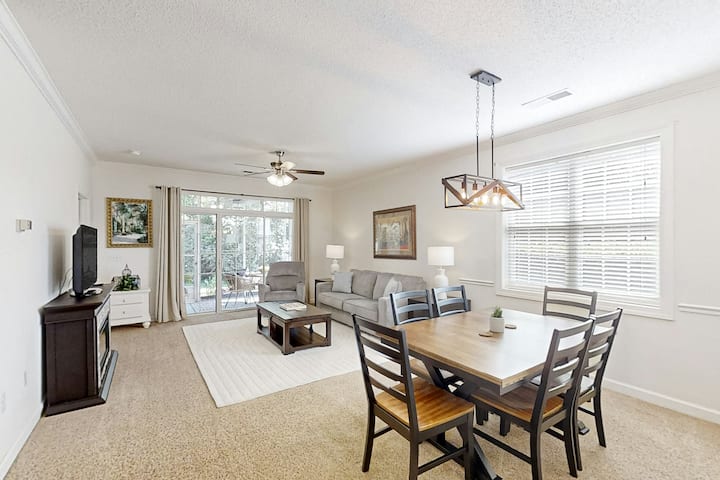 2br Golf Course Adjacent Condo With Pool, Sunroom - Alligator Adventure, North Myrtle Beach