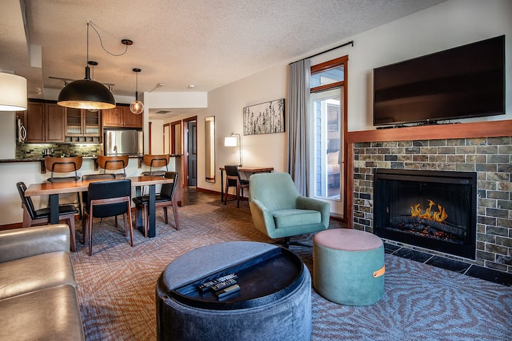 Premium King Suite With Views And Pool - Canmore