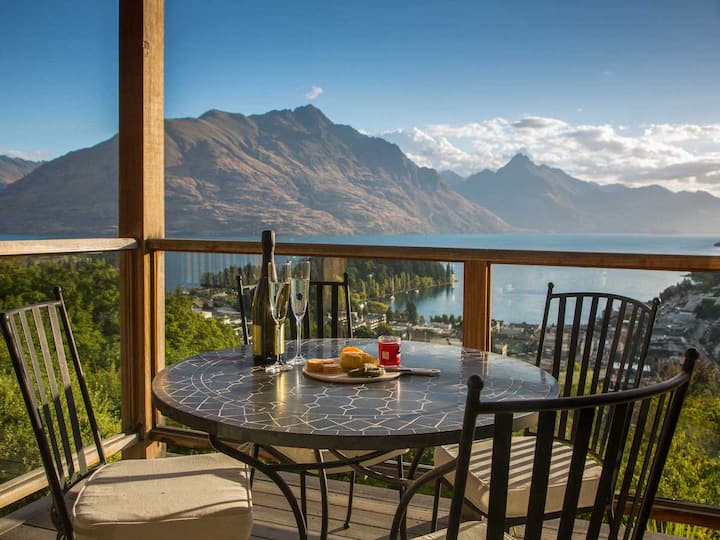 Stunning Villa Fabulous Views Over Queenstown - Queenstown
