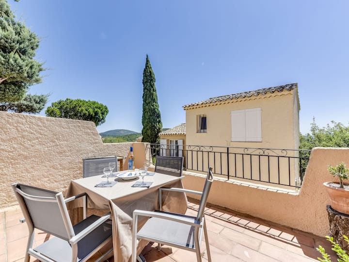 Village De Silhouette By Interhome - Grimaud