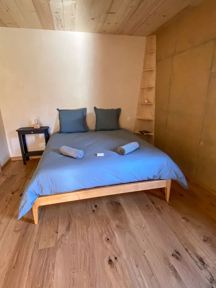 Gîtes Pour 2 à 4 Personnes Entourés De Verdure - La Clusaz