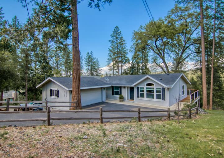 Gateway Retreat At Pine Mountain Lake - Groveland, CA