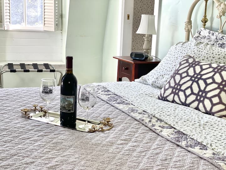 Double-salle De Bain Et Douche-standard-maple Room - Westerly, RI